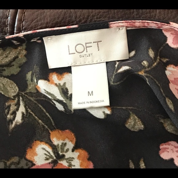 LOFT | Tops | Loft Outlet Dark Grey Floral Top | Poshmark